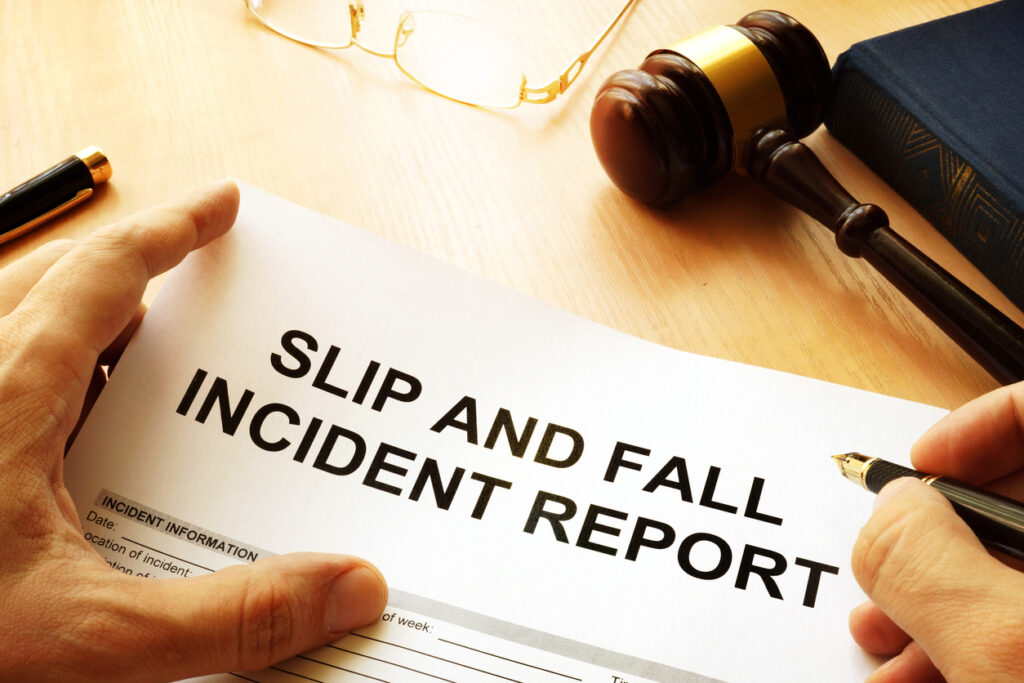 What Are the Signs of Internal Injuries After a Slip and Fall Accident ...